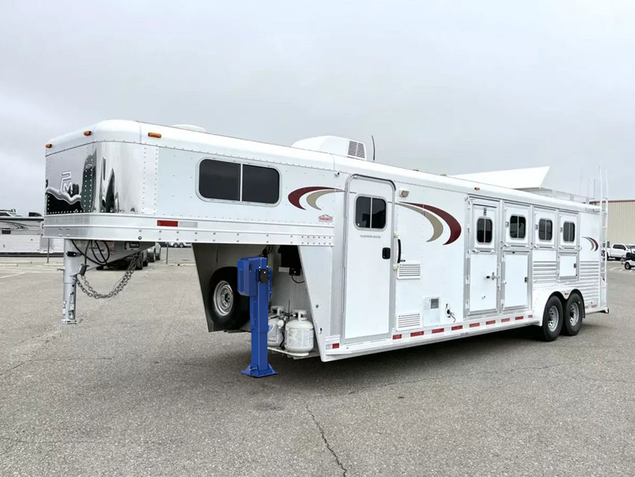 Electric Landing Gear & Leveling Jacks | Rotontek Solutions